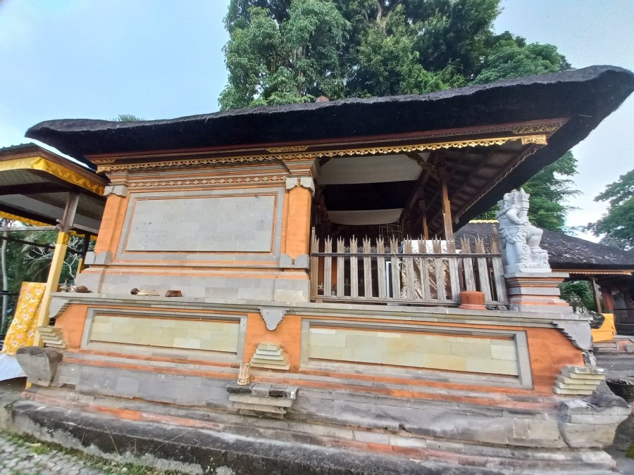 Pelinggih Ratu Agung Sakti